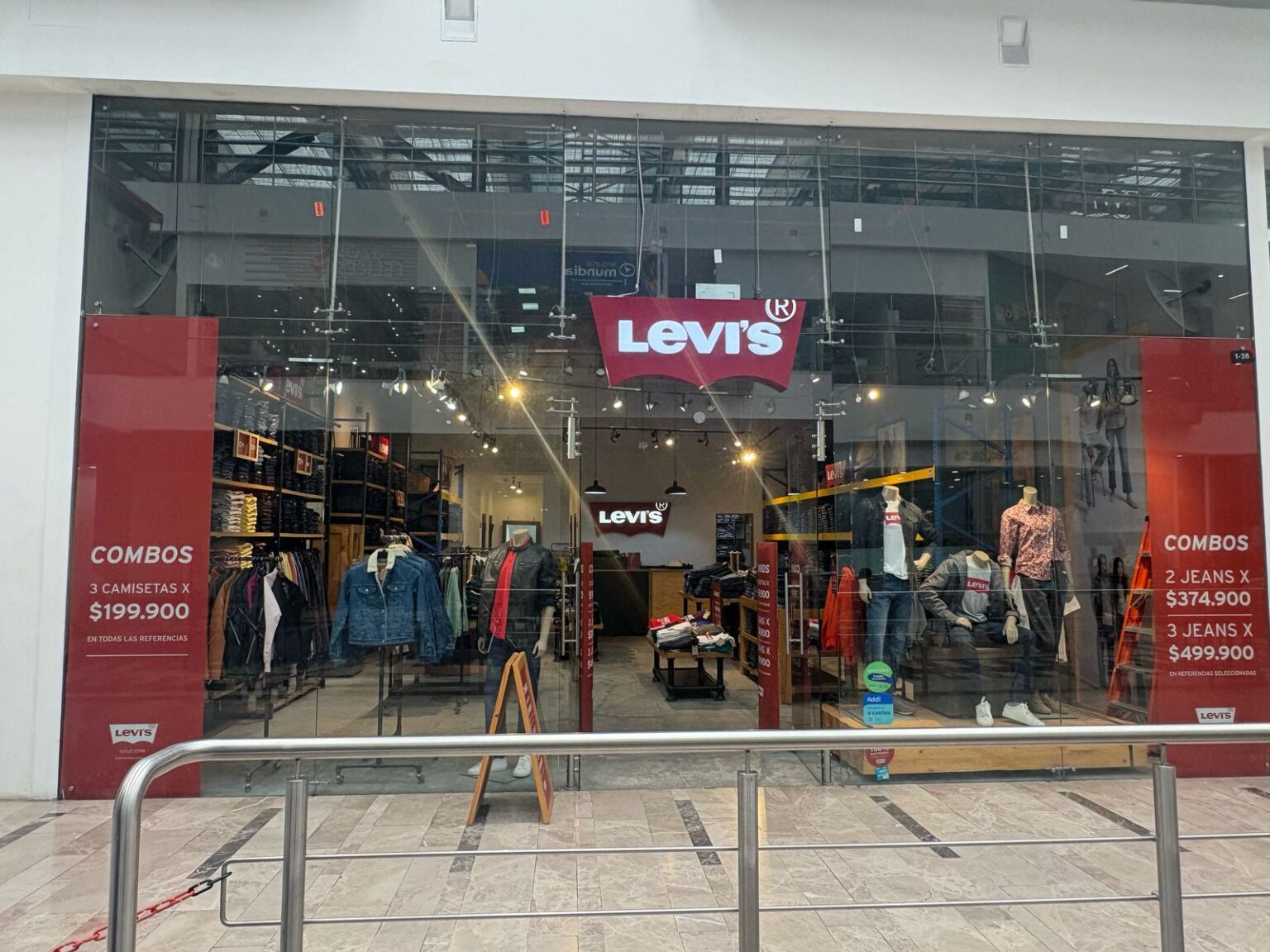Levis – Outlet Factory Centro Comercial